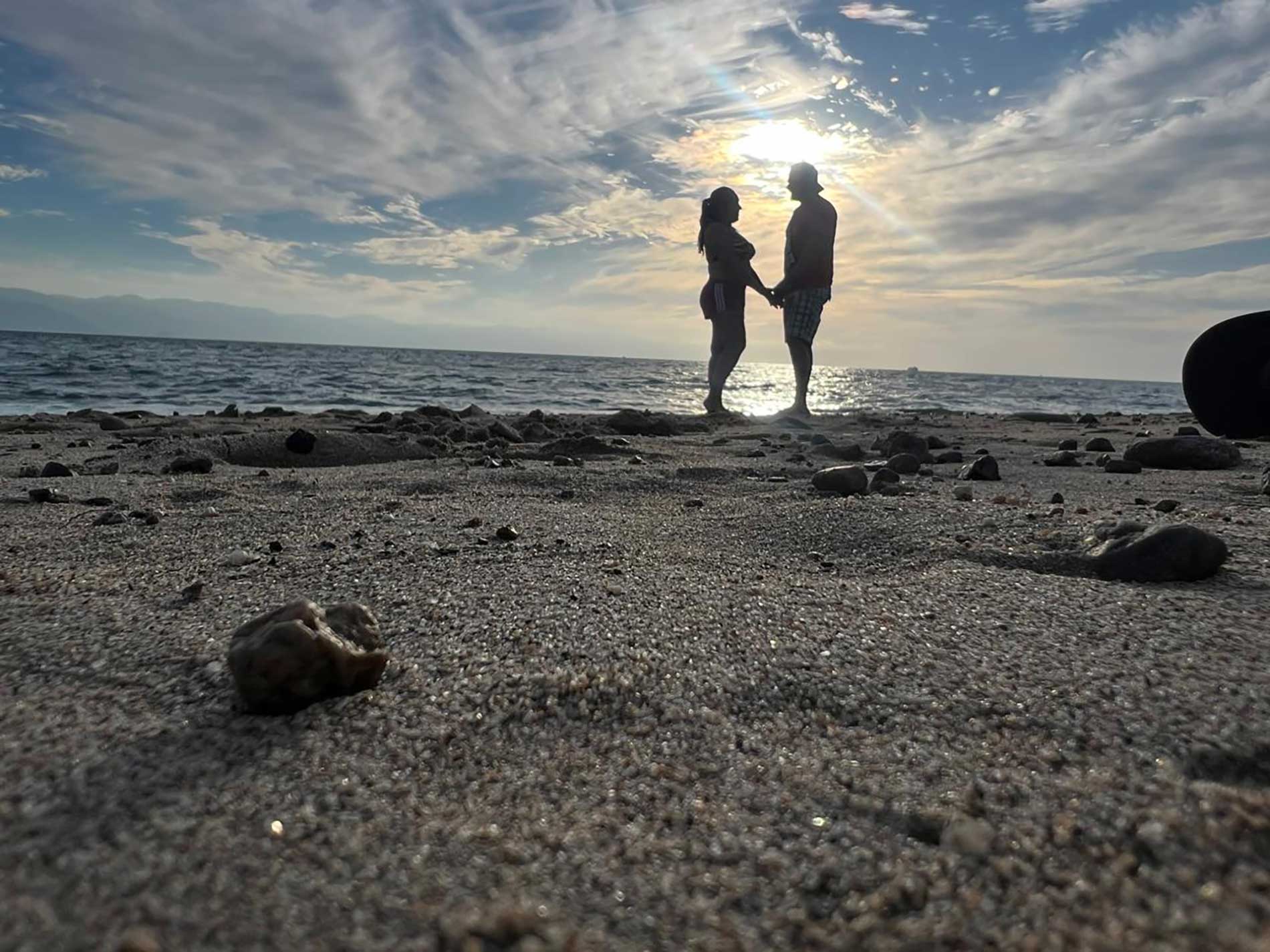 Danni & Beto - Enjoy the day