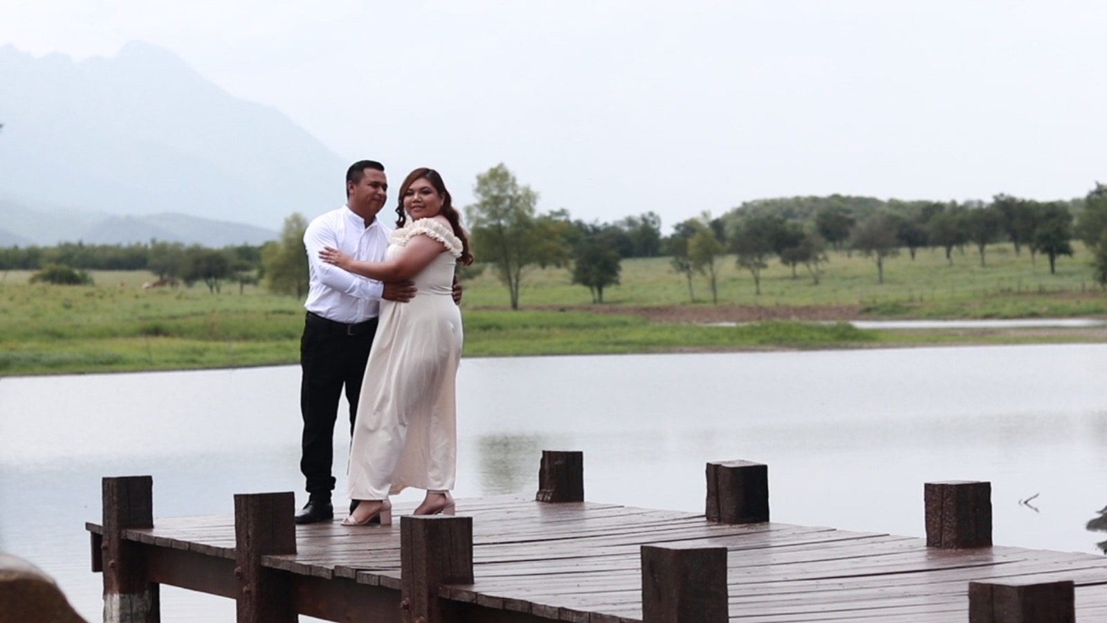 Brenda & Adrián - Enjoy the day